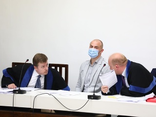 Bödör ide do väzby: Kázeň sudcu ho umlčala! FOTO Monštruózny prípad ...