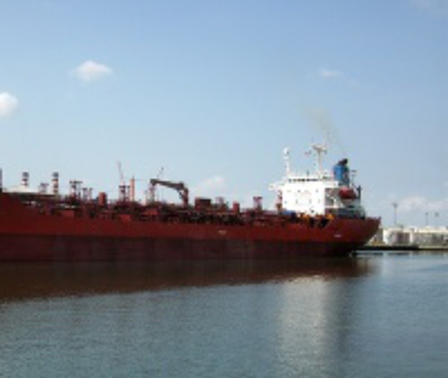 V Jadranskom mori sa potopil tanker s tisíckami ton ropy – galéria ...