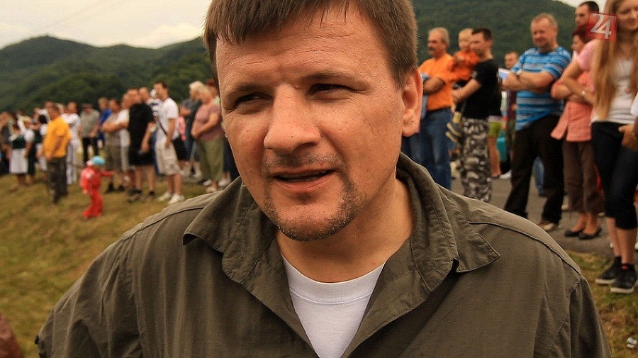 Ostrý Grúň: Kosy brúsili aj poslanci a starostovia - galéria | Topky.sk