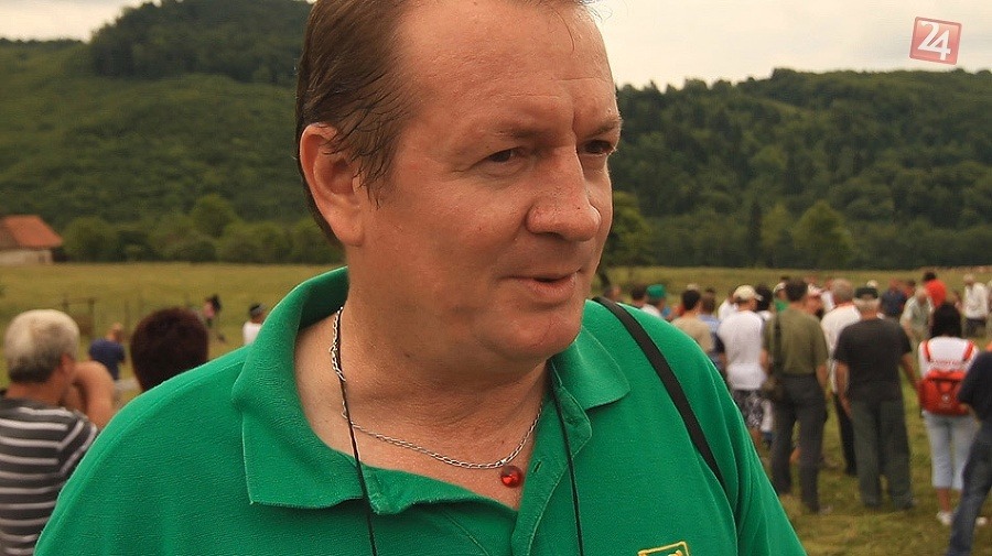 Ostrý Grúň: Kosy brúsili aj poslanci a starostovia - galéria | Topky.sk