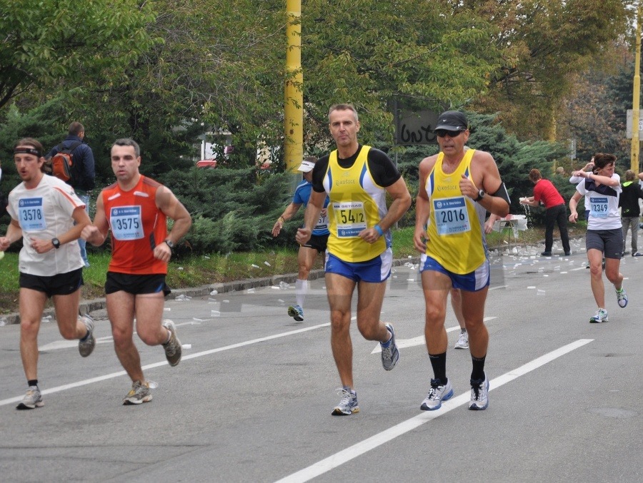 Košice spojili s Bratislavou sily: Primátori si zabehli košický maratón ...