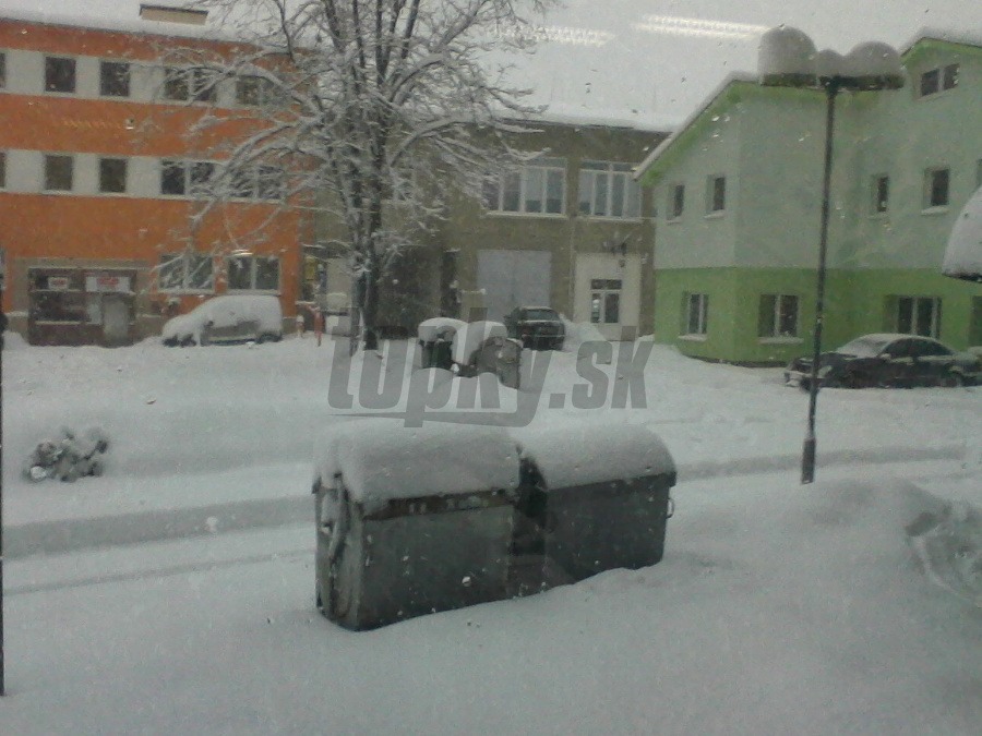 Sneh vystrieda poľadovica, do Prešova už dorazila armáda – galéria | Topky.sk