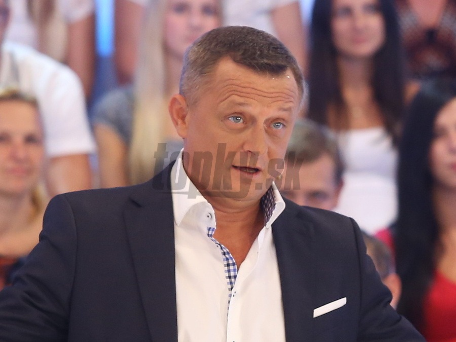 Rozboril nasrdený kvôli peknej školáčke: Jej mater by mala niekam ...