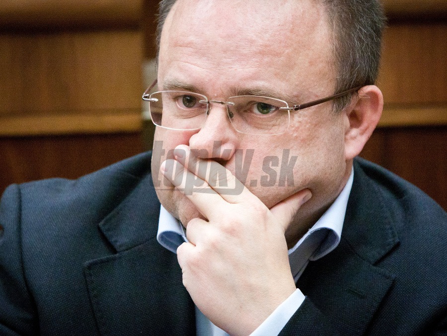 Mihál o Richterovej novele: Živnostníkom berie nárok na dávky v núdzi ...