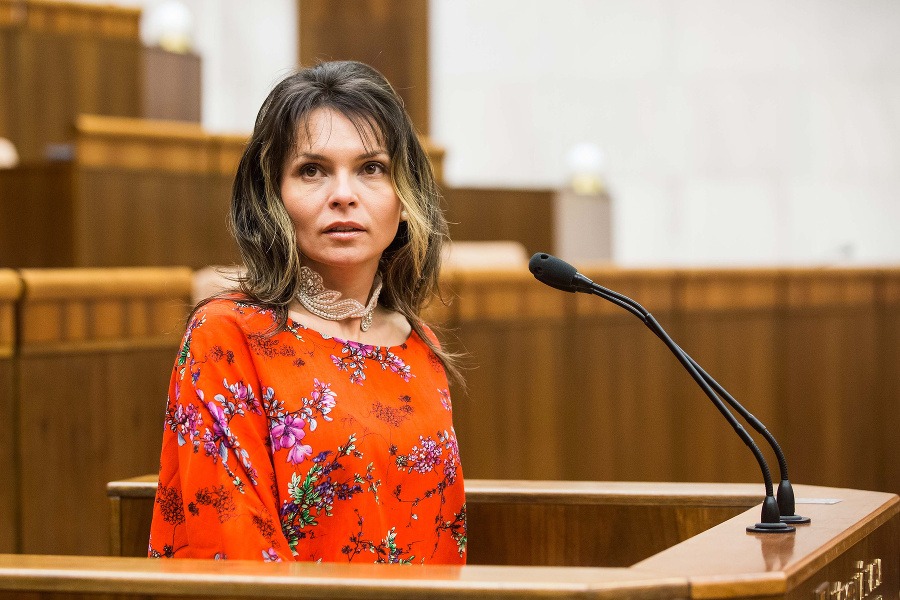 Kandidát na prezidenta Helena Mezenská: Čo ešte neviete o jedinej ...