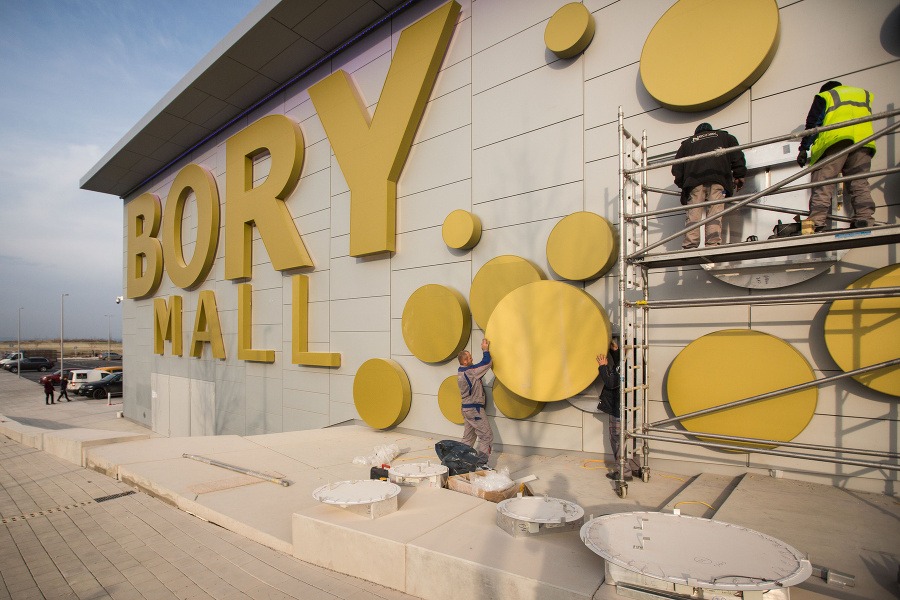 Otvorili ďalšie nákupné centrum v Bratislave: Penta investovala do Bory ...