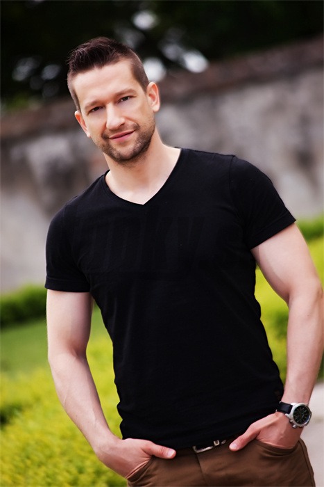 Bývalý markizák na úplnom dne: Z hviezdy obrazoviek troska! – galéria ...