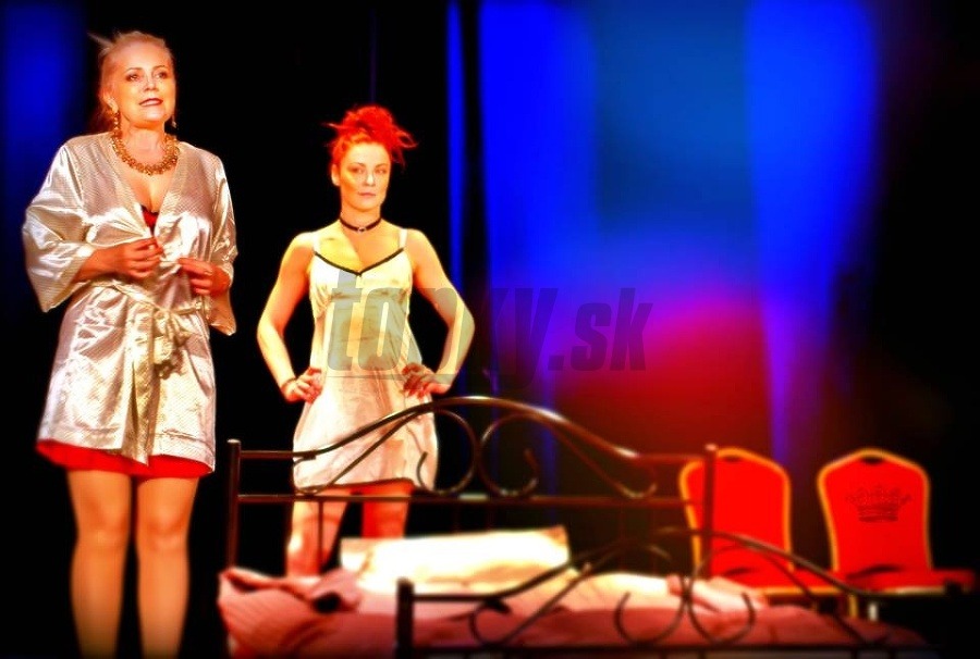 Podzámskej základný inštinkt: Aha, čo všetko ukázala! - galéria | Topky.sk