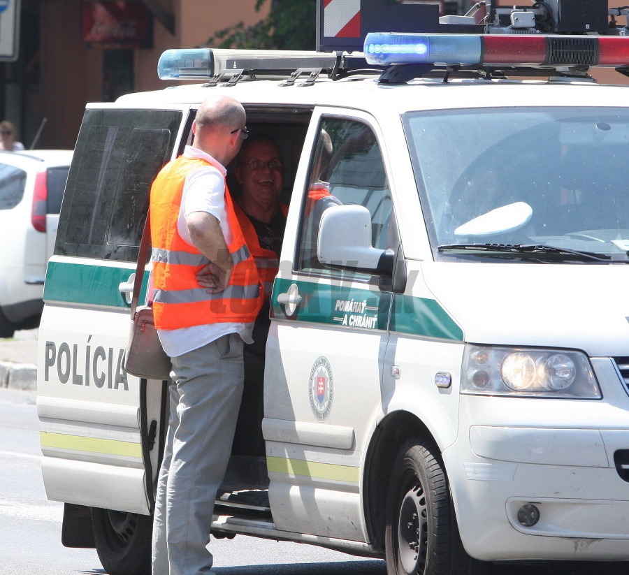 FOTO Jožo Ráž mal v Bratislave autonehodu! – galéria | Topky.sk