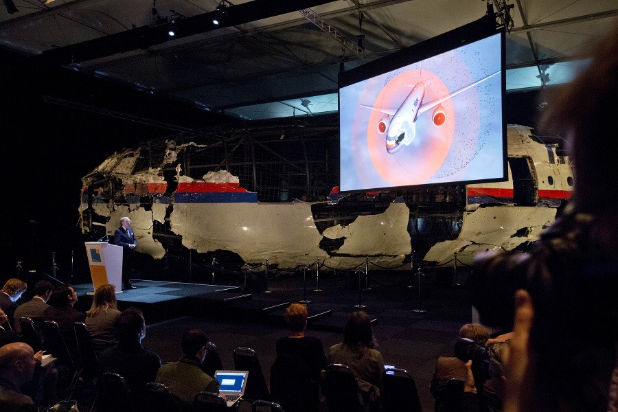 Rusi sa chytili do vlastnej pasce, dôkazy o zostrelení MH17 sfalšovali ... Rusi sa chytili do vlastnej pasce, dôkazy o zostrelení MH17 sfalšovali ...