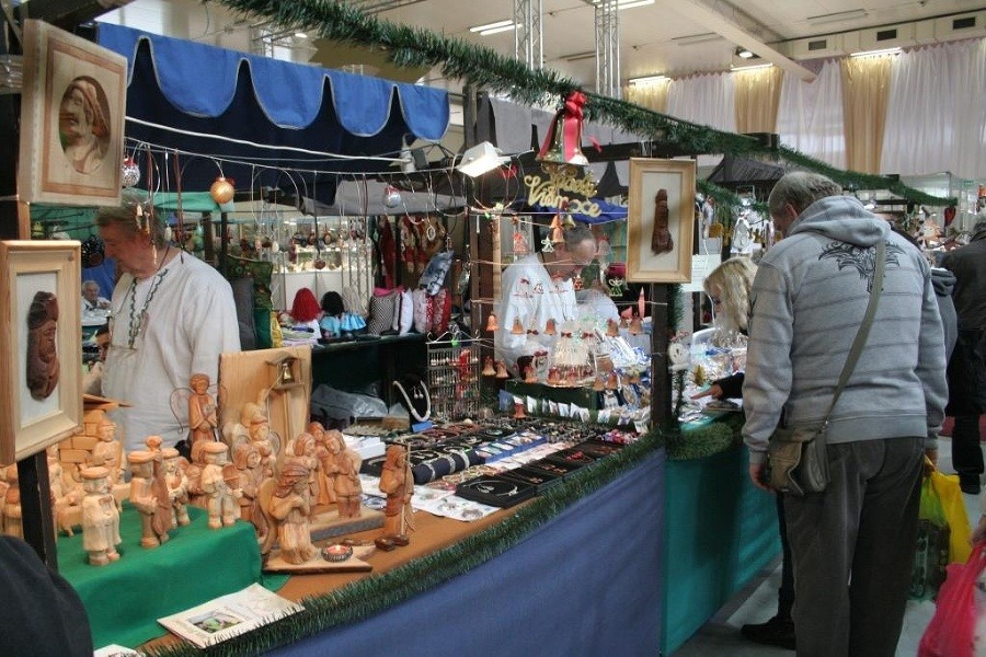 Začínajú sa Dni Vianoc v Inchebe – galéria | Topky.sk