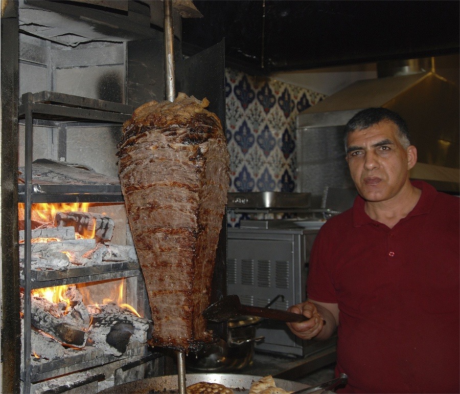 FOTO Kebabom proti nenávisti: Slováci bojujú za práva moslimov, Ficovi ...