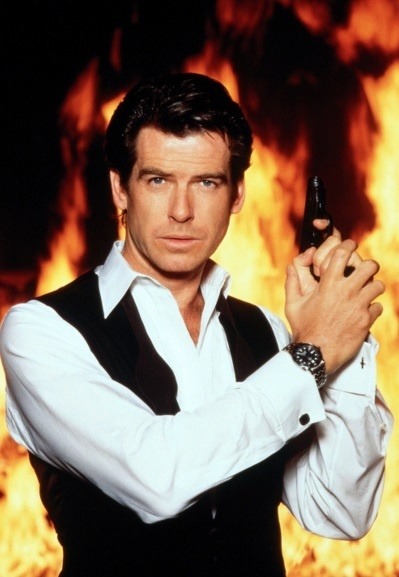 Kedysi fešný James Bond, dnes pupkáč: Mám brucho, tučné brucho ...