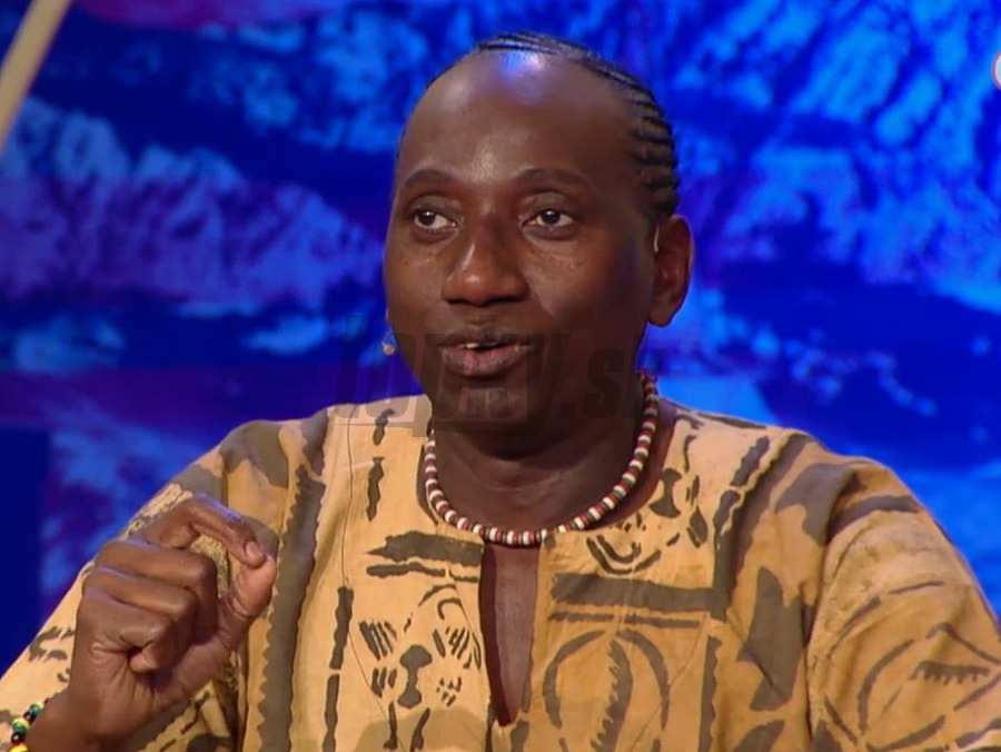 Z Ibrahima Maigu poslanec: Čierna bača vstupuje do politiky! – galéria ...