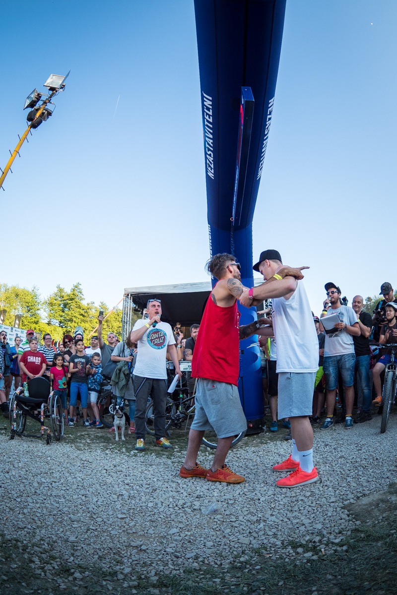 Už aj raper Bekim Aziri je Nezastaviteľný - galéria | Topky.sk