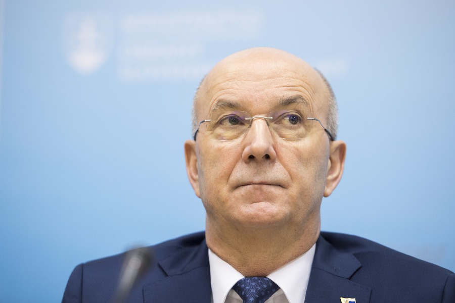 ZVRAT v prípade najväčšieho armádneho nákupu! Zmluva je podpísaná a ...