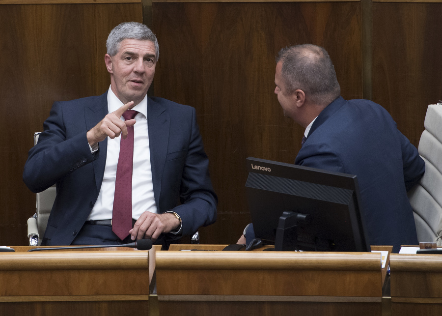 Béla Bugár je rozumný a v prezidentských voľbách má šancu, myslí si ...