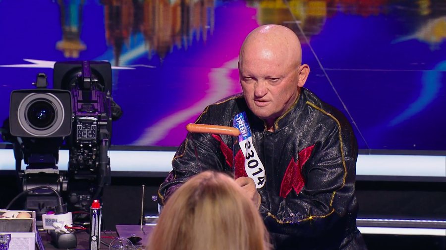 VIDEO Chlap z Jojky holými rukami ugriloval párok... Šialené, TOTO doma ...