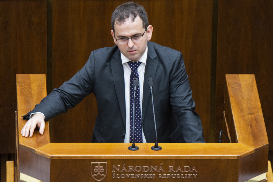 Najdrsnejšie reakcie v rozprave o zmene Ústavy: Tajná dohoda koalície ...