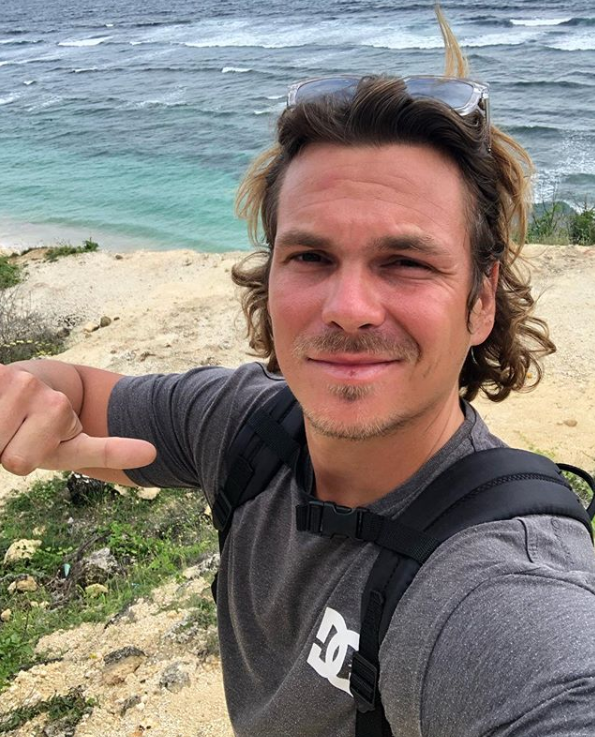 Sexi slovenský spevák si "vyrobil" pivný pupok: Aha, ako teraz vyzerá ...