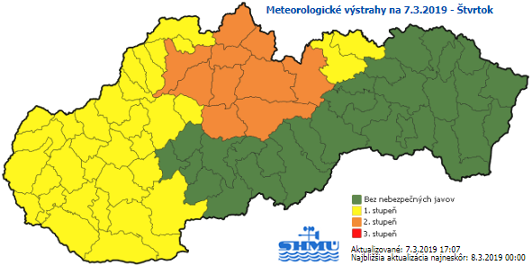 Silný vietor spôsobil problémy v Bratislavskom kraji: Popadané stromy, je vydaná výstraha ...