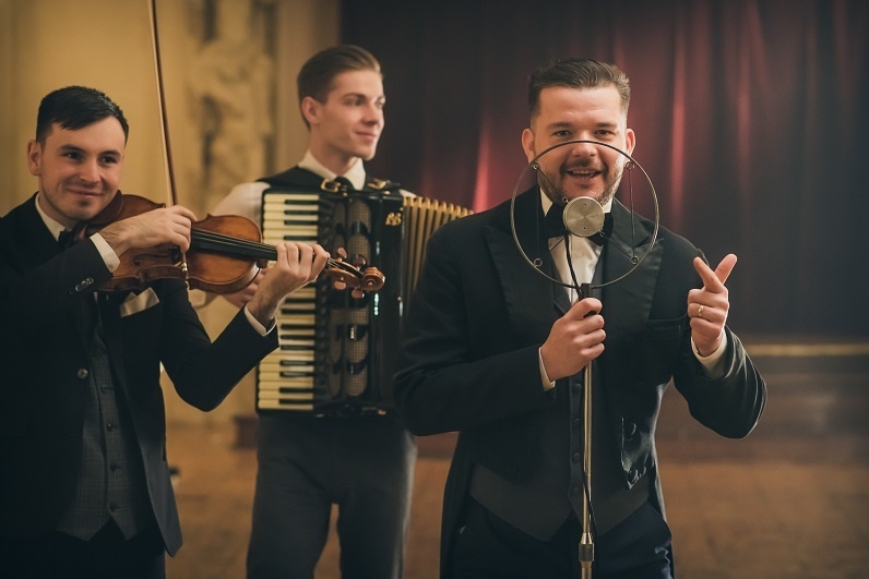 Dve frajerky, jedna žena a Štefan Štec - to všetko sa mieša v novom ...