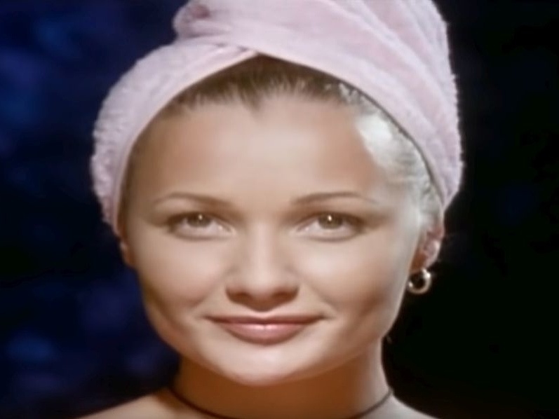 Speváčka z rokov 90-tych: Takto teraz vyzerá blondína s hitom Saturday ...