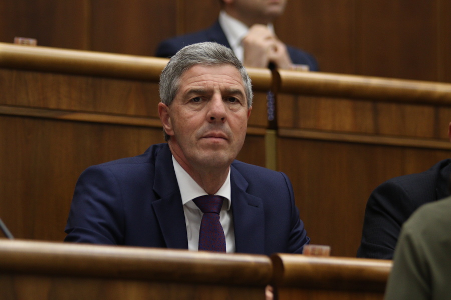 Politické strany budú v kampani využívať aj sociálne siete, presnú sumu ...