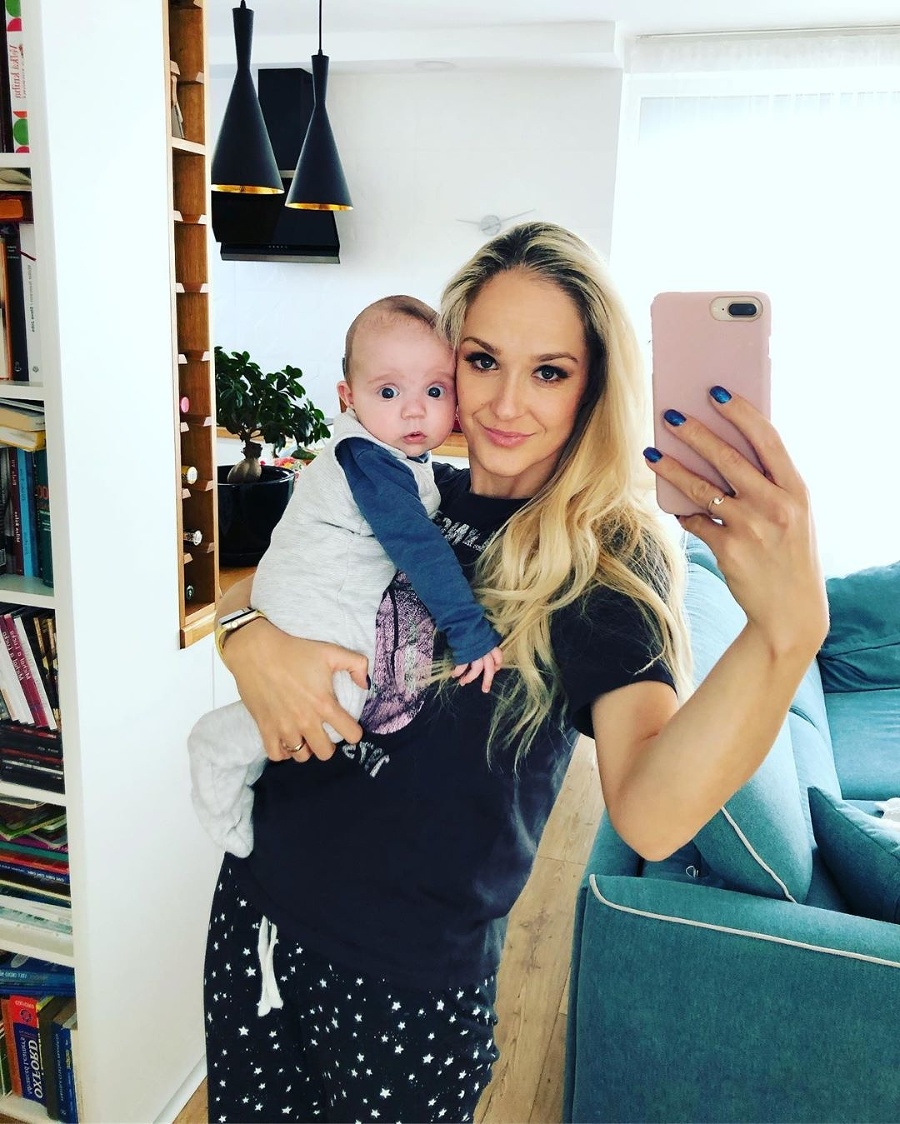 Pol roka po pôrode sa pýši štíhlou postavičkou: Slovenská herečka ...