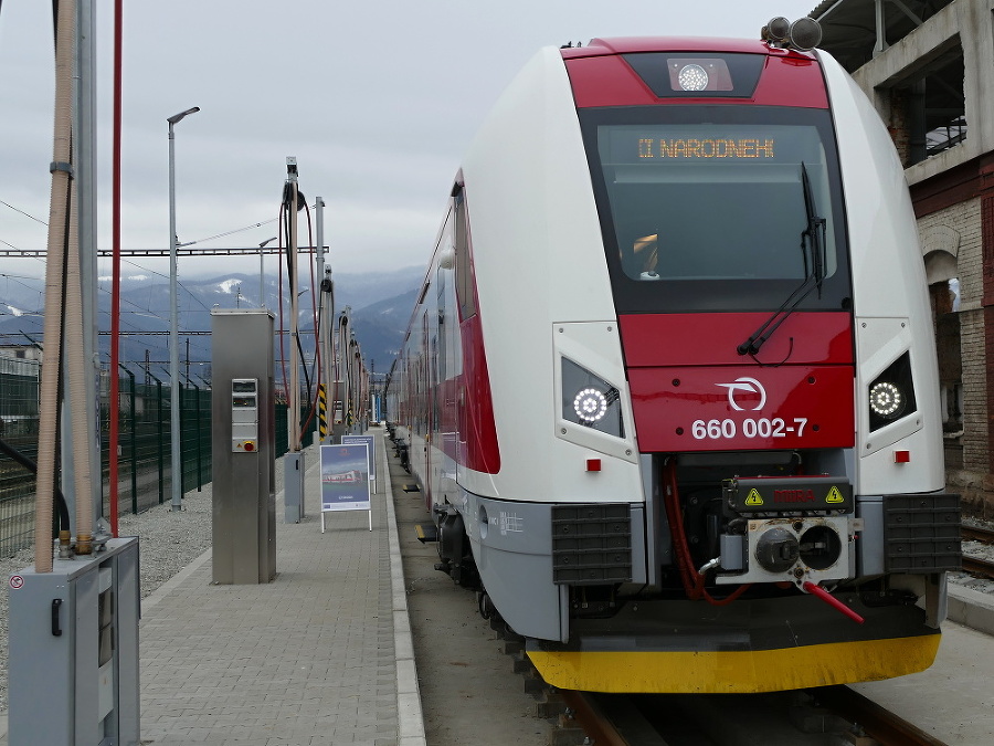 Železničná spoločnosť predstavila nové vlaky, konečne sa aj u nás ...