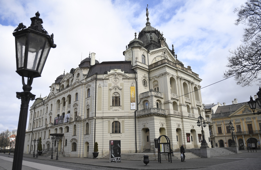 KORONAVÍRUS V Štátnom divadle Košice potvrdili okolo 20 prípadov ...