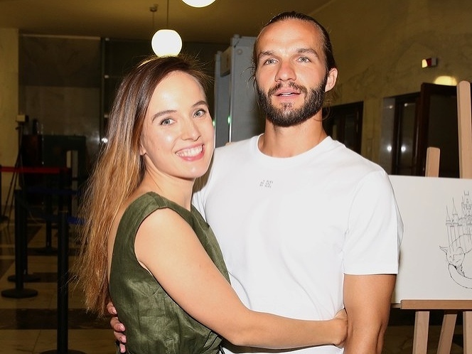 Manžel krásnej Češky ju zvečnil pri... Ty vole! TOTO je príliš intímna ...