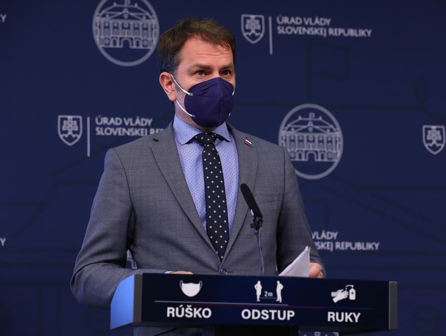 Začiatok schôdze k odvolávaniu Matoviča sa odkladal: Opozícia odišla ...