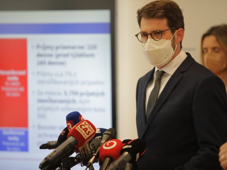 Situácia je vážna: Pokoj nebude ani pred Vianocami! Opäť hrozí KOLAPS ...