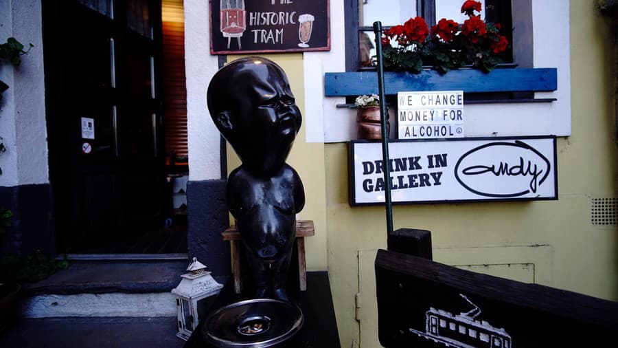 Najväčšie bizáry na Slovensku: Socha Slobody v Pezinku, aj pyramída ...