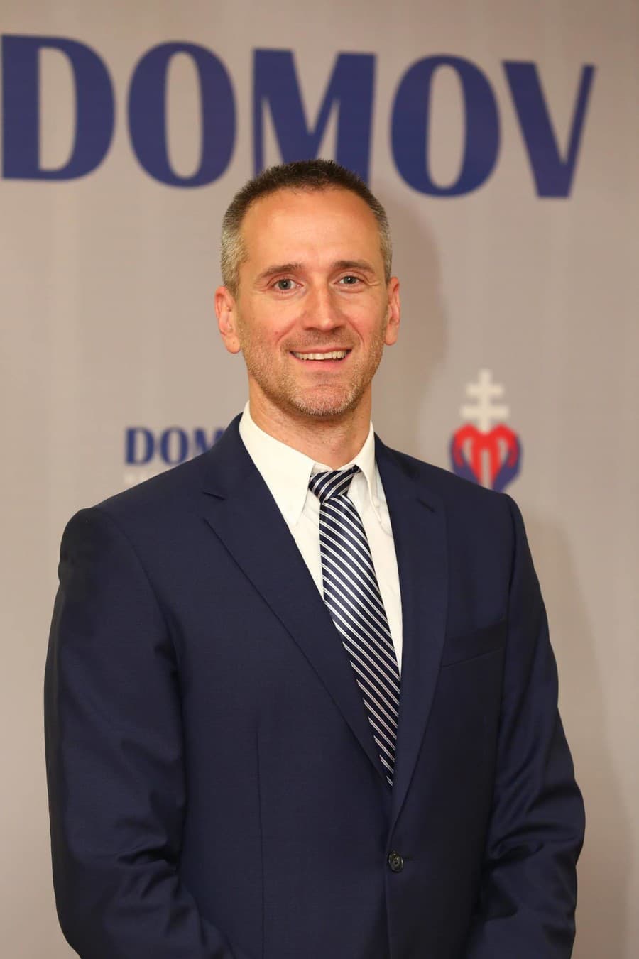 Mladý Slota vytasil svoj tím: Podoba s otcom síce nezaprie, ale, fíha ...