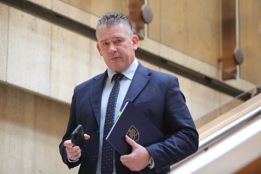 O nové biometrické občianske preukazy doteraz požiadalo vyše 155-tisíc ...