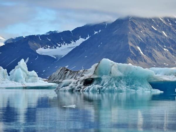 FOTO ľadovca z Kanady sa stalo hitom: Keď uvidíte, ako vyzerá celý ...