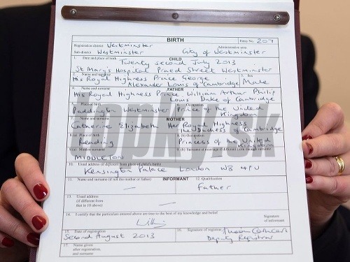 Dedič britského trónu už má aj rodný list: William ho napísal ručne ...