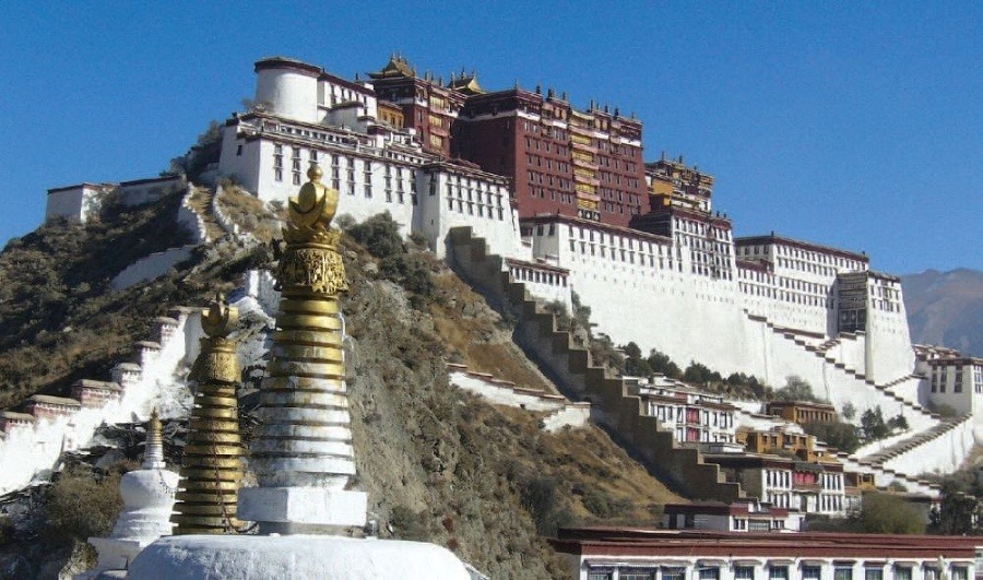 Palác Potala v Lhase je pre čínsku byrokraciu len pre bohatých. Ceny ...
