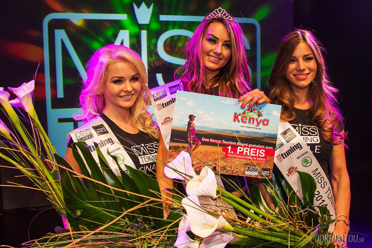 FOTO: Miss Tuning 2014 nafotila lákavý kalendár na rok 2015 - foto ...