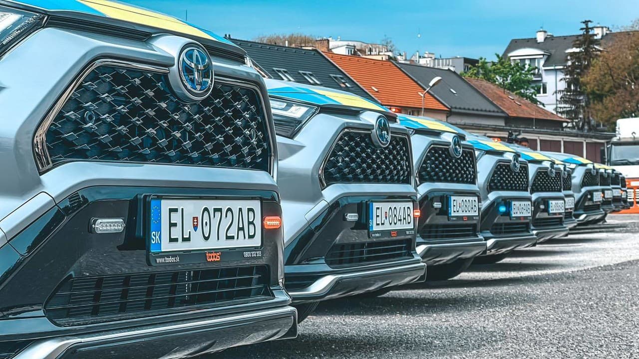 Policajti prezbrojujú: ekologické aj silnejšie. Takto výkonné autá ešte ...