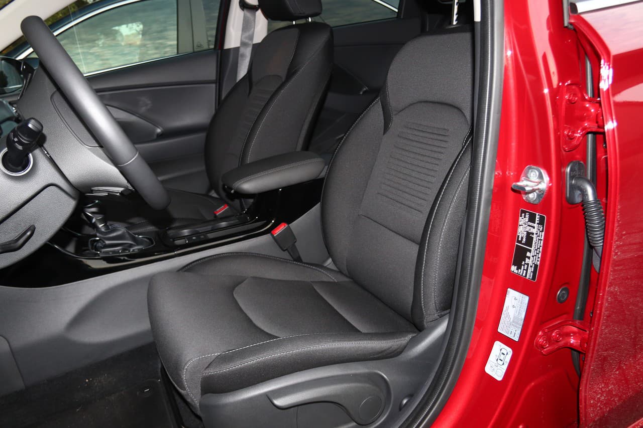 TEST: Hyundai i30 kombi T-GDi Family – štyri valce, mild-hybrid a ...