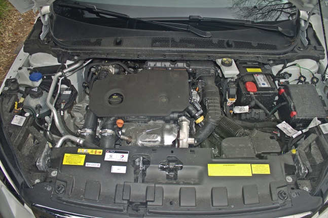 TEST: Peugeot 308 SW – nový motor, nový automat a vďaka tomu nové auto ...